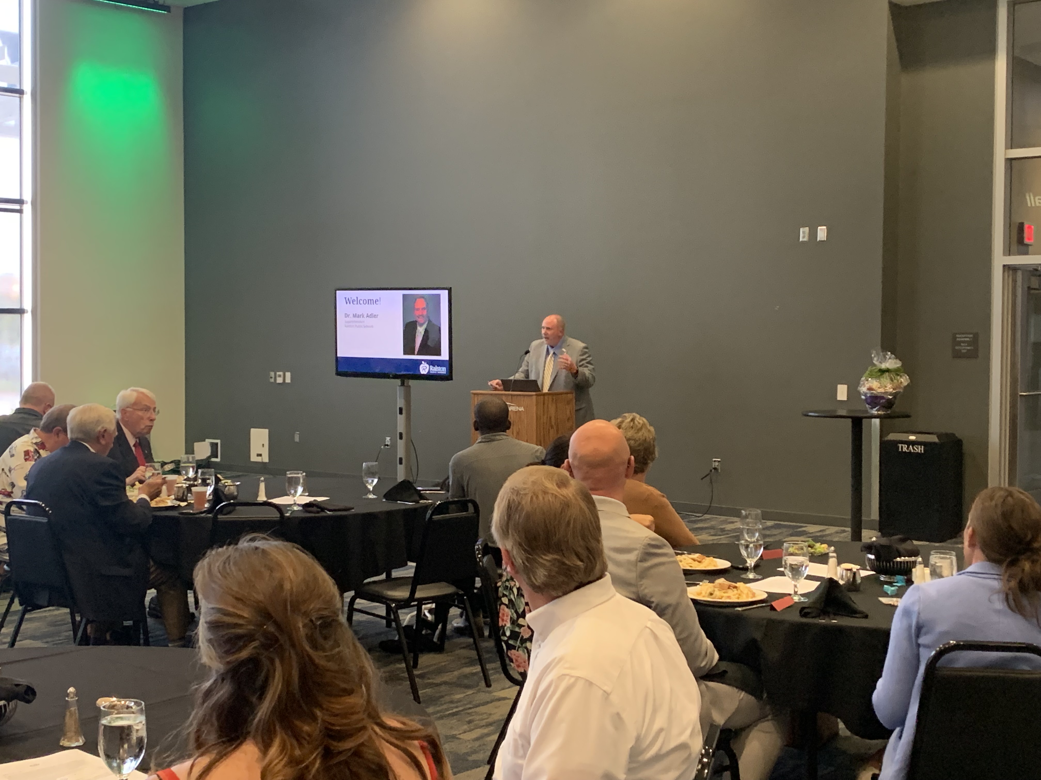 RALSTON CHAMBER WELCOMES NEW RPS TEACHERS | Omaha Daily Record