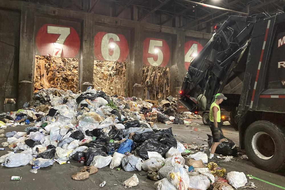 Recent Garbage Boom Ignites Debate Over Waste as Energy | Omaha Daily ...